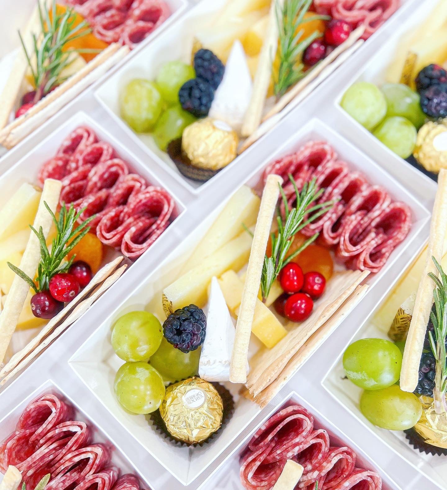 Single-Serve Gift Boxes (Minimum 4) – Tasteful Table Boards
